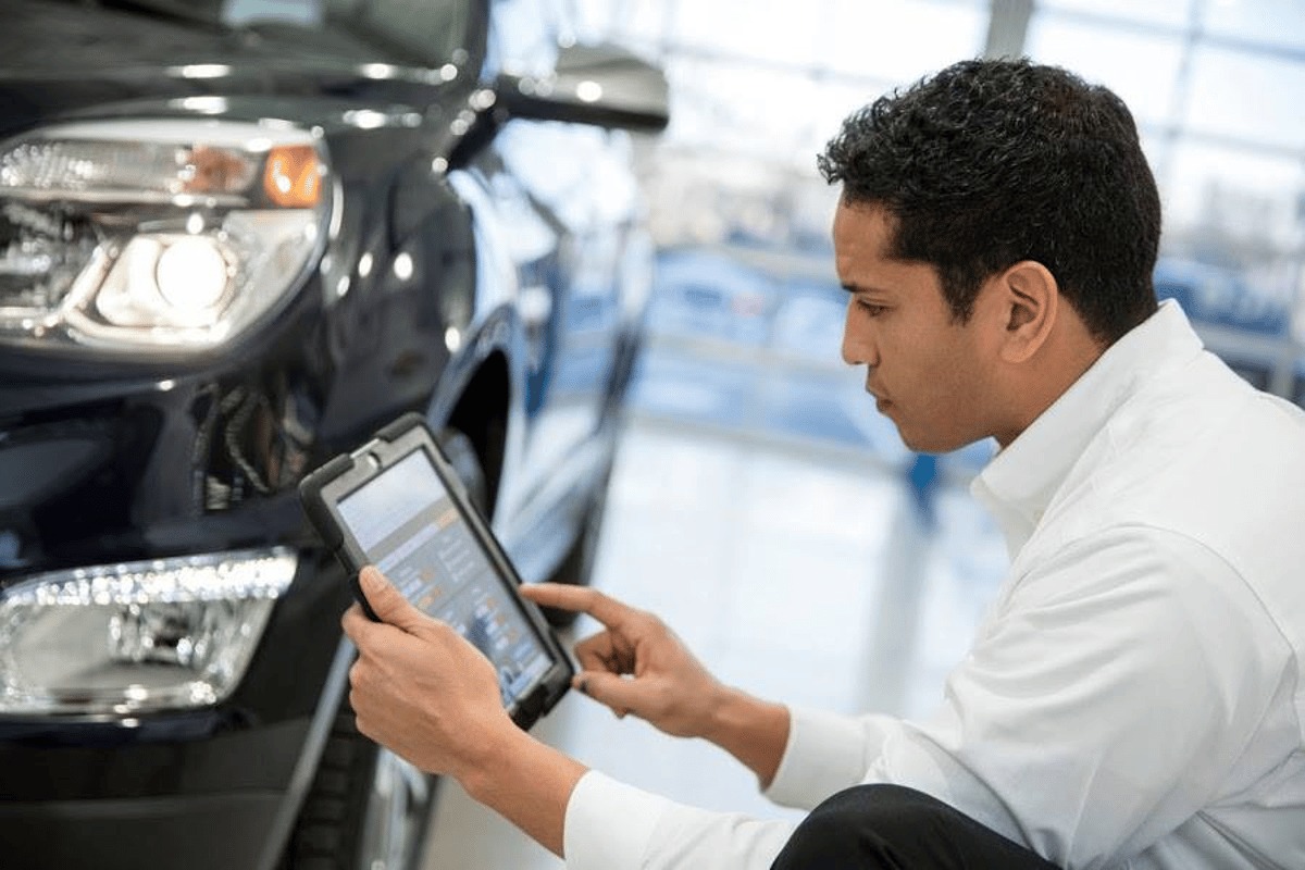 Service Department - Strathmore Motors